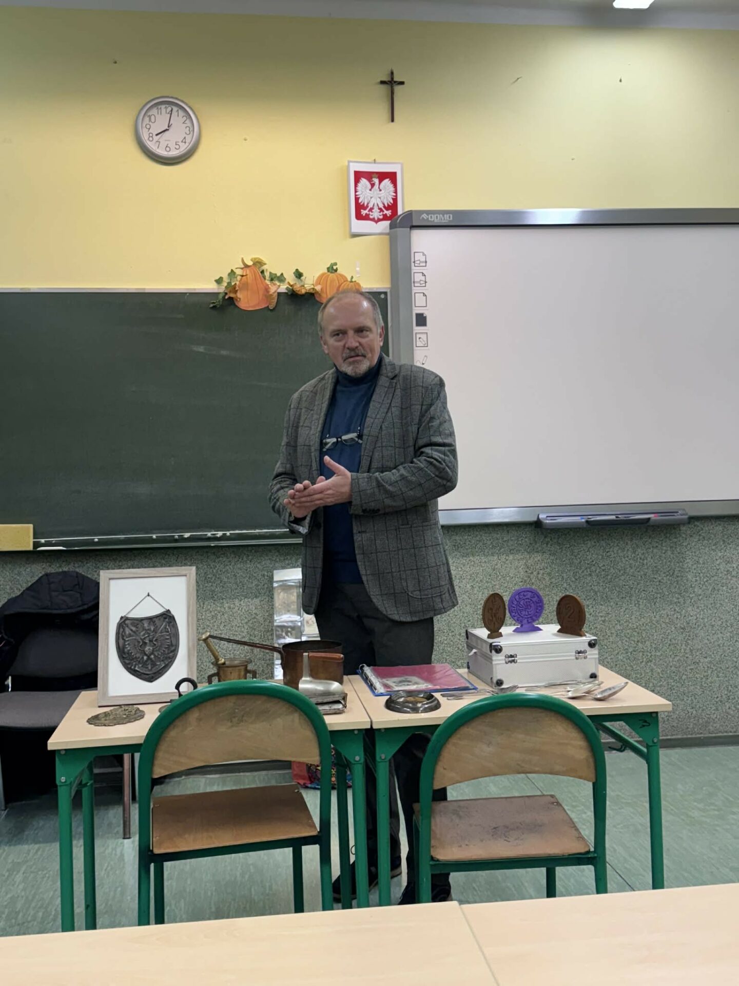 Niezwykła lekcja historii w klasie 7c i 5c - Szkoła Podstawowa im Marii ...